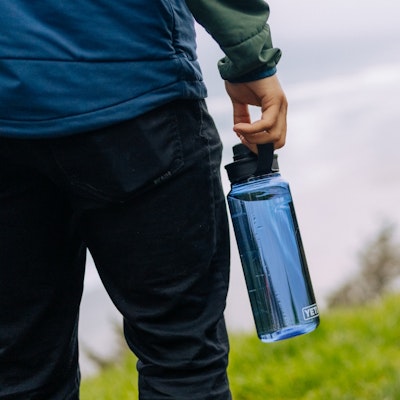 YETI Yonder™ 1L / 34 oz Plastic Water Bottle w/ Tether Cap